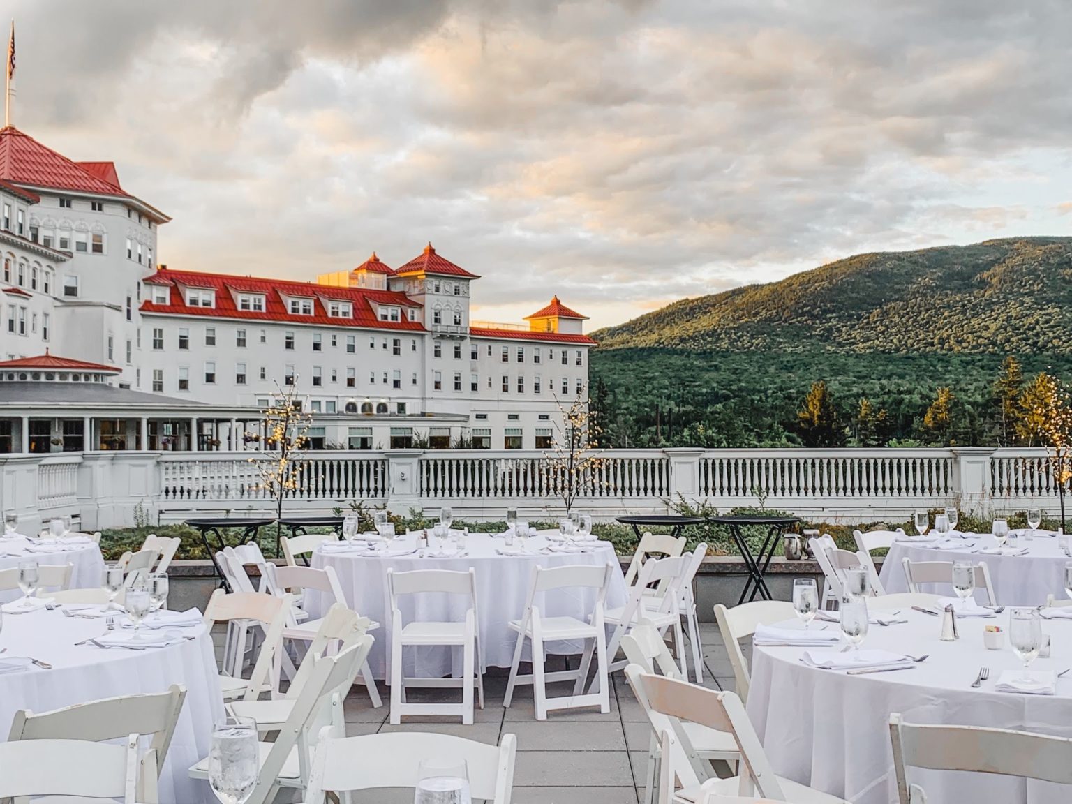 A Weekend at the Omni Mount Washington Resort - ON A VOYAGE
